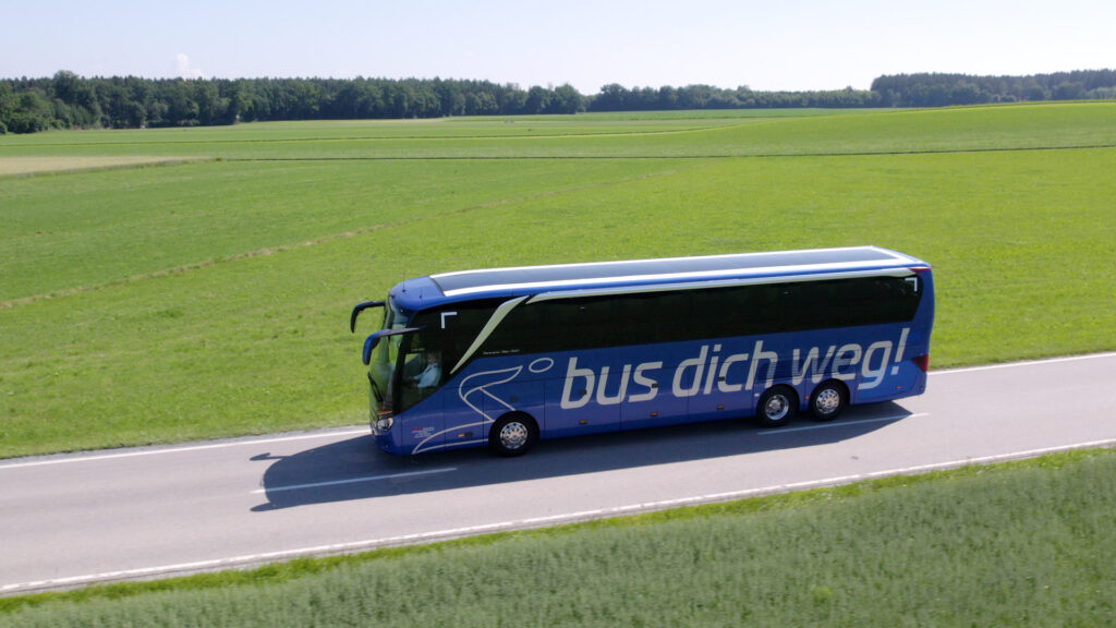 bus dich weg! – Gemeinsam mehr erreichen – Busmagazin