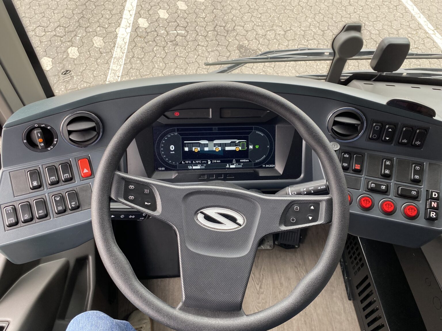 Solaris Urbino 18 electric: Außen wie innen ein Hingucker – Busmagazin